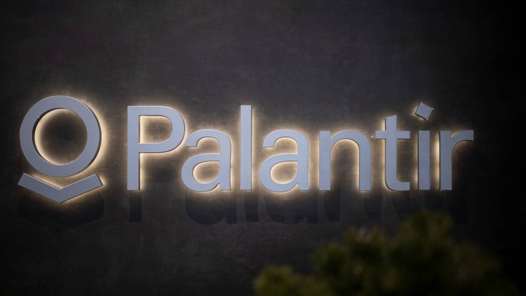 Australia's $100 million investment in surveillance giant Palantir