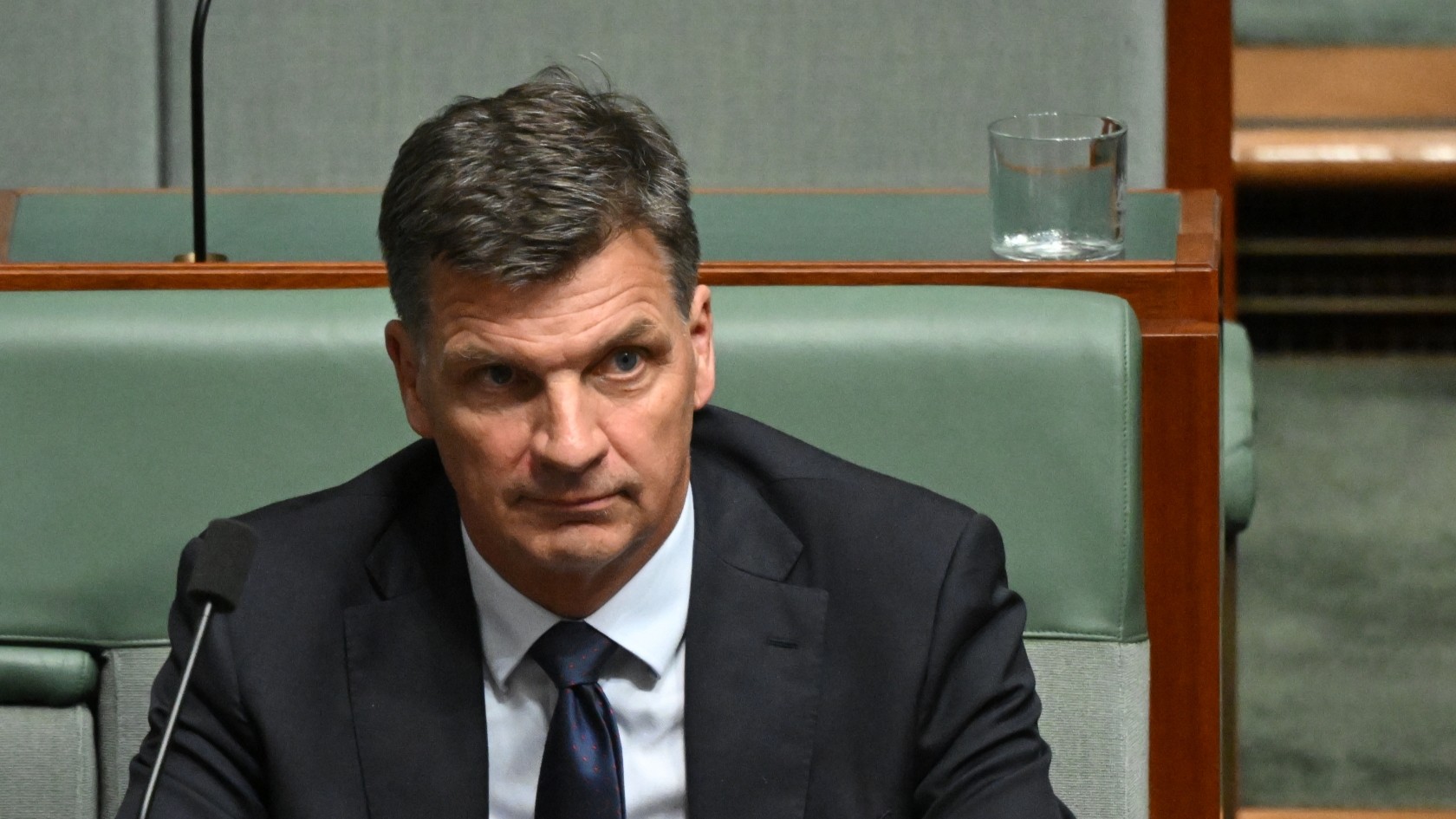 Liberal partyroom to finally decide the outcome of Ley/Taylor circus