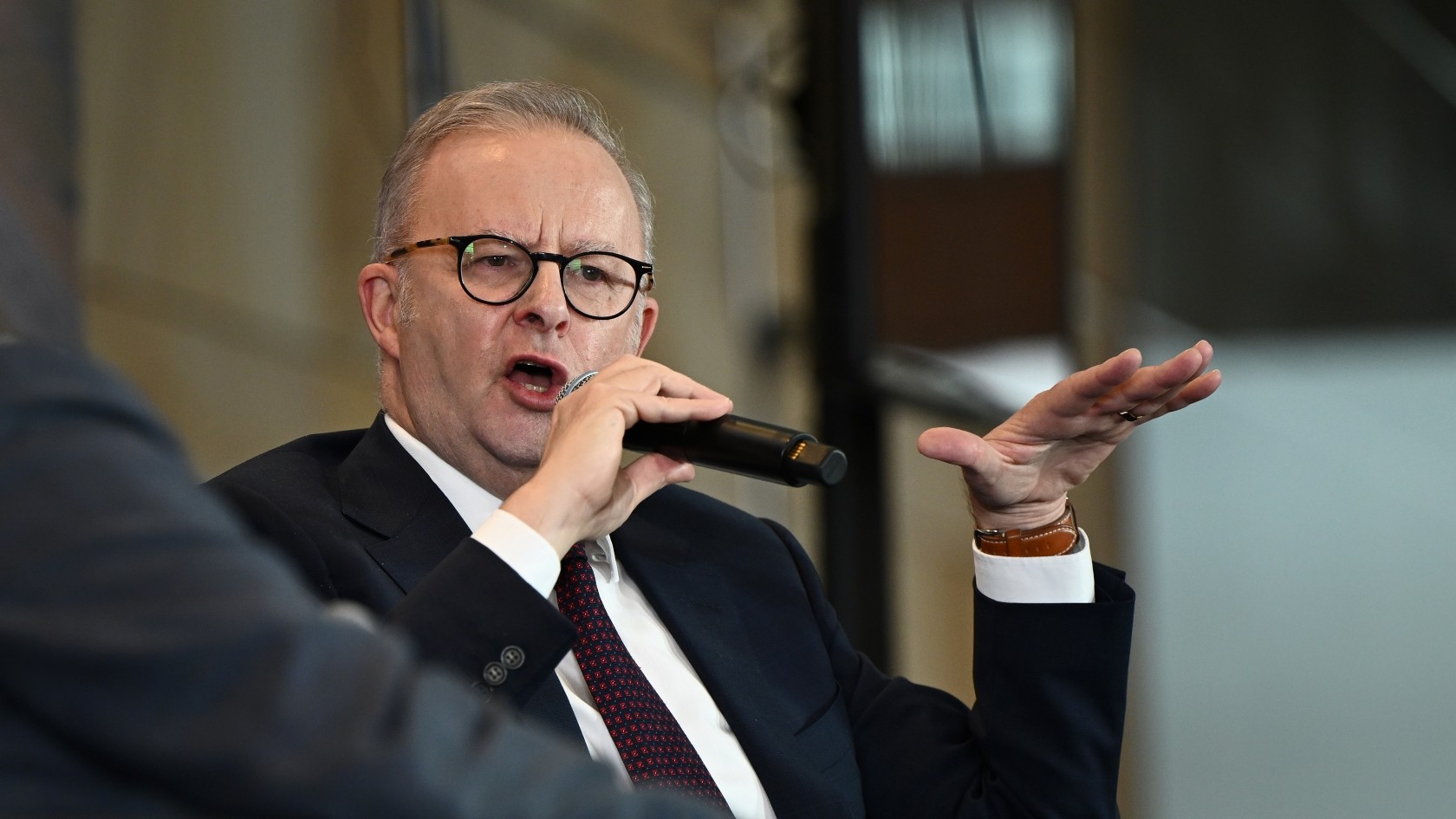 Negative gearing and capital gains in Labor's budget sights
